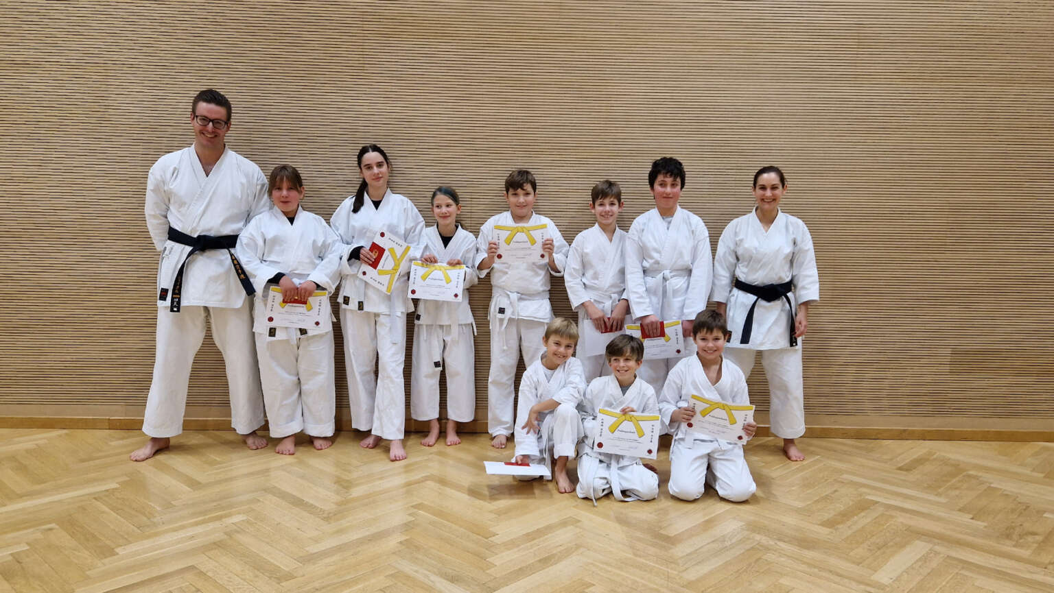 Herzlichen Glückwunsch an unsere neuen Gelbgurte - Samurai Karate Klub ...